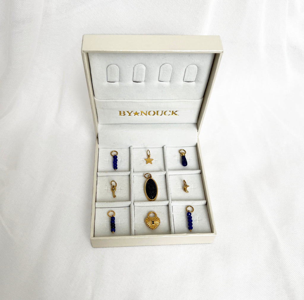 Charm box dark blue – ByNouck Jewelry