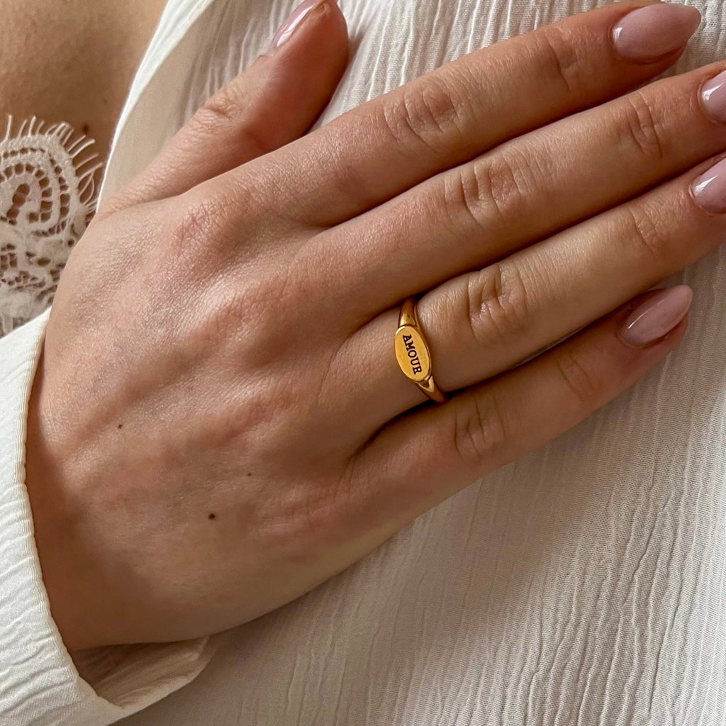 Engrave Ring Small – ByNouck Jewelry