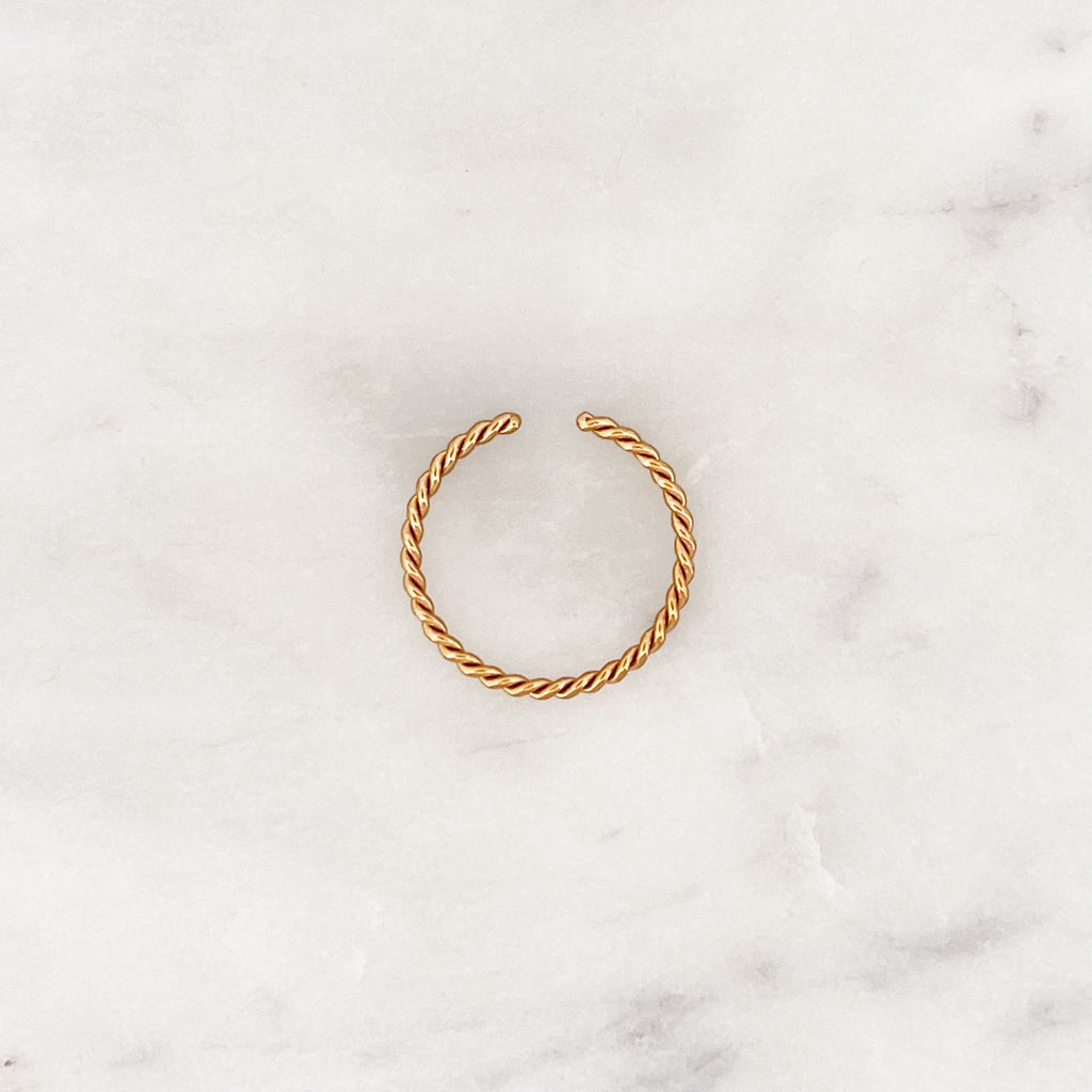 Fine Twisted Ring – ByNouck Jewelry